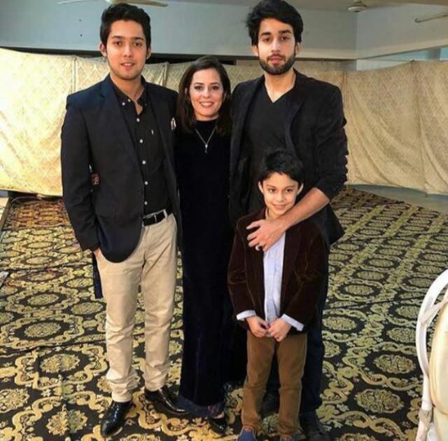 Bilal Abbas Khan With His Siblings - Arts & Entertainment Images & Photos Bilal Abbas Khan With His Siblings - Arts & Entertainment Images & Photos