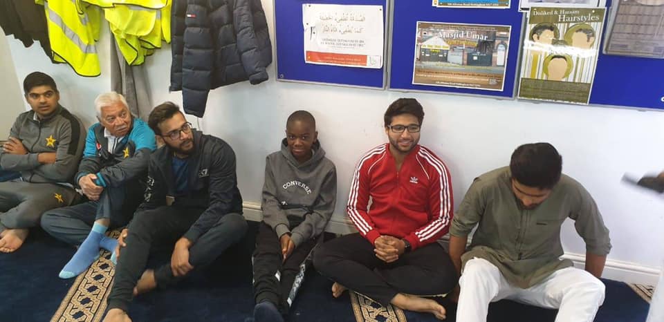 Pakistani Cricketers Performing Namaz E Eid In Nottingham Pakistan Images And Photos